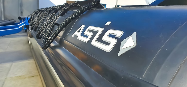 Hypalon vs PVC: The Best Choice for Your Boat